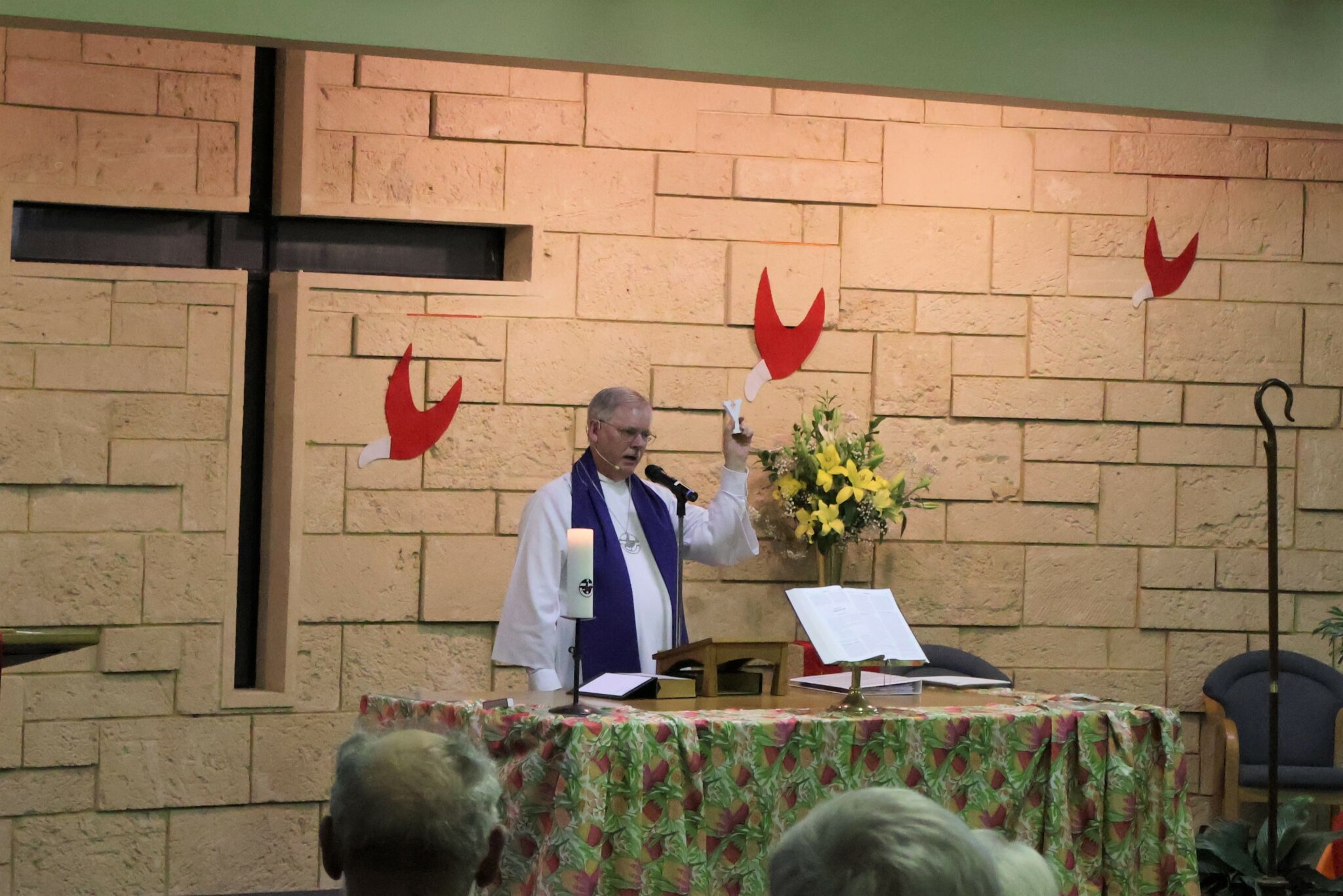 Rev Dr Ian Tozer Installed as Moderator - Uniting Church Western Australia